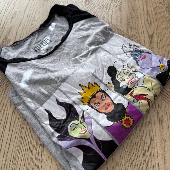 Disney | Tops | Disney Villains Raglan T Shirt Womens Large Maleficent ...